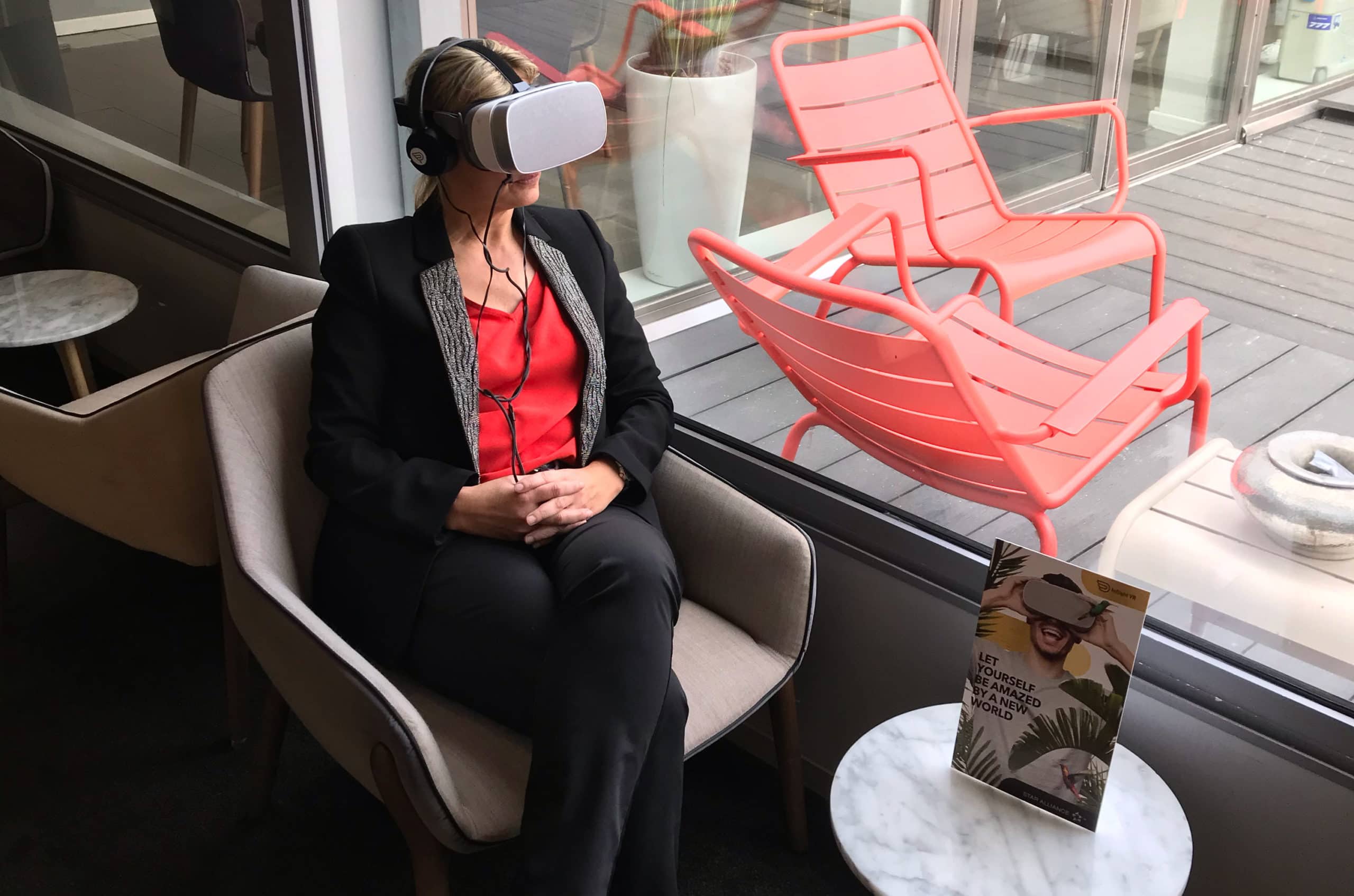 Star Alliance Trials Inflight VR Entertainment in Two Lounges - APEX