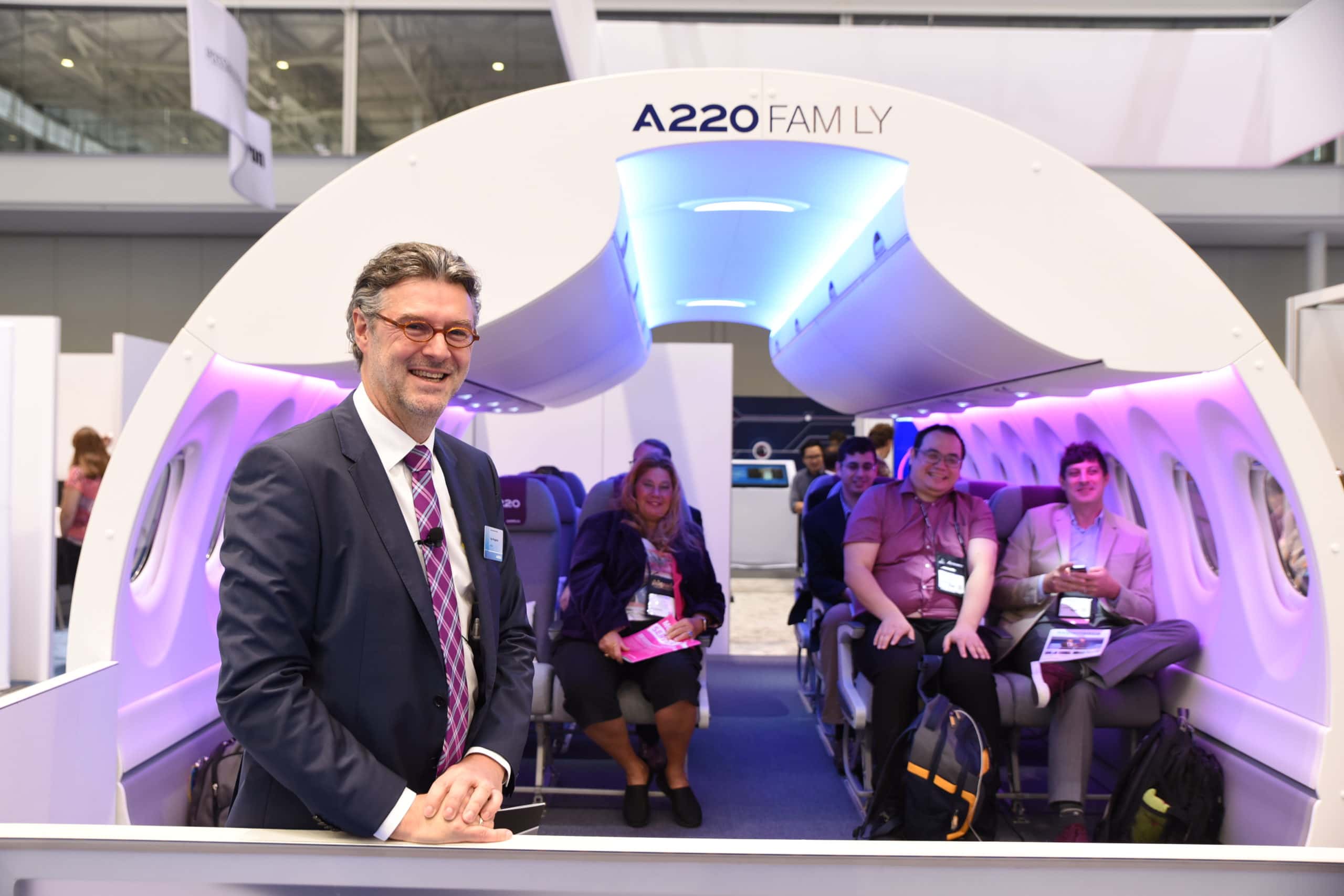 [PHOTOS] APEX EXPO 2018 Tradeshow Floor - APEX